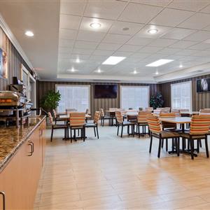 Hôtel à Oakdale - BW Plus Rama Inn & Suites - Oakdale